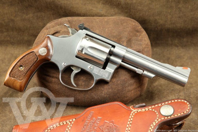 Smith & Wesson S&W Model 651-1 The .22 M.R.F. Target Kit Gun Revolver ...